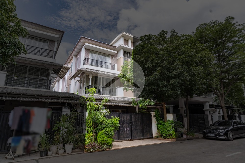 4 Bedroom Villa For Rent - The Star Platinum Rosato, Borey Peng Huoth ...