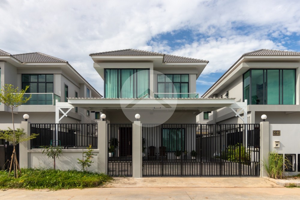 4 Bedroom Villa For Rent - Svay Thom, Kandaek, Siem Reap | IPS Cambodia